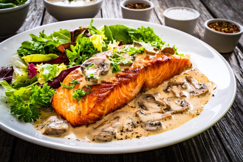 Family Seafood Restaurant Mableton | About Bay Breeze